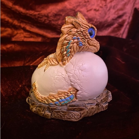 Windstone | Art | Rare Windstone Editions 984 Hatching Baby Dragon ...